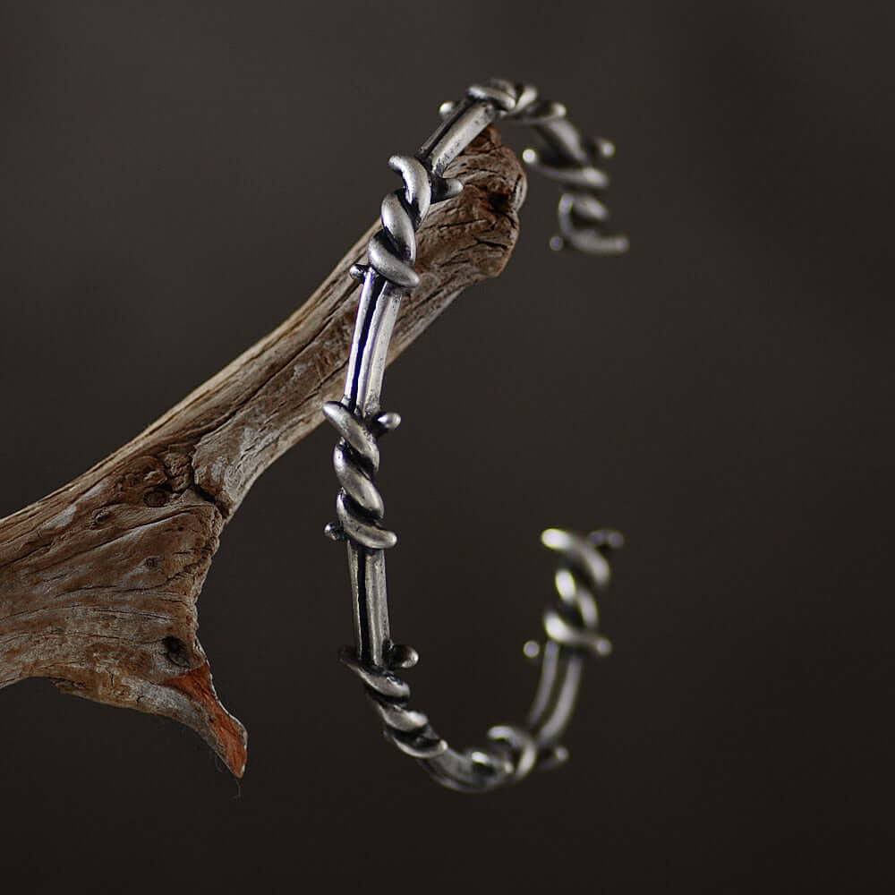 Viking Arm Ring With Barb Wire Design – Valhalla Vikings