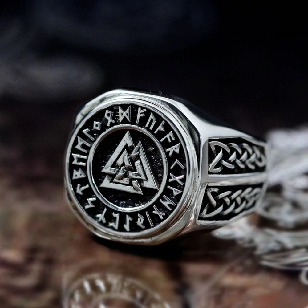 Viking Ring - Valknut in Celtic Knotwork – Valhalla Vikings